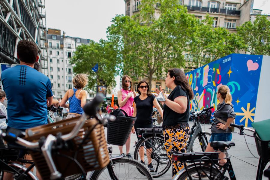 Guided tour of Paris by electric bike | France Tourisme